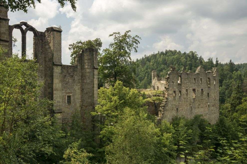 Oybin Castle and surroundings - In the castle grounds and in the castle