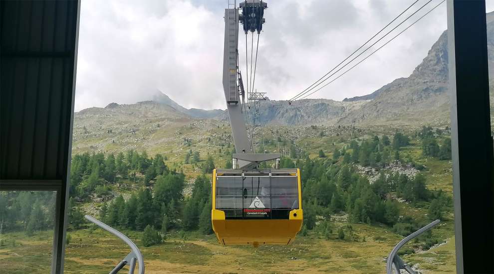 Cable car to Diavolezza - Cable car to the most beautiful view of Bernina